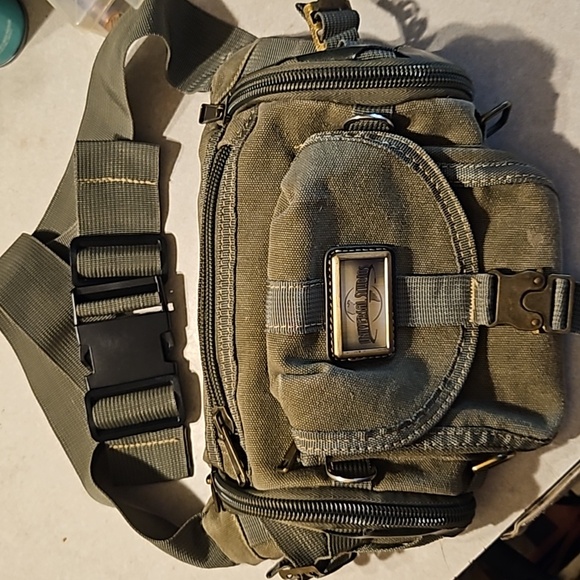Universal Studio | Bags | Vintage Universal Studios Logo Fanny ...